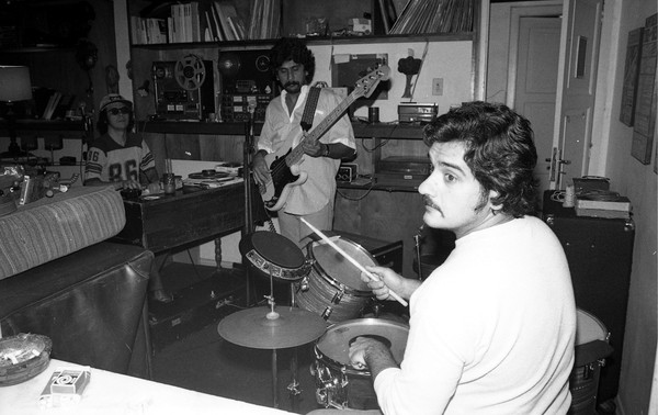 Morre o baterista Ivan Conti, o Mamão, da banda Azymuth, aos 76 anos