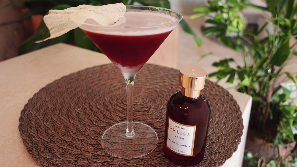 Perfumes inspiram três drinques em collab do Hotel Nacional e Felisa Beauty