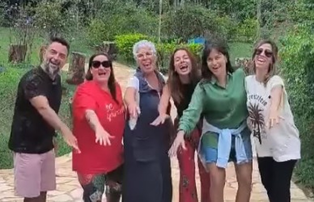 Quem é Max Továr, xamã que deixou Anitta sem sexo e é seguida por ...