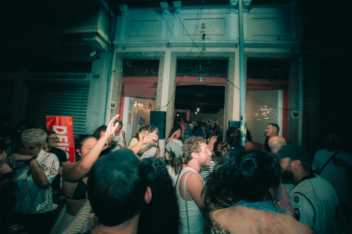 Após sucesso em Botafogo, Calma Bar ganha 'irmão' no Centro do Rio ...