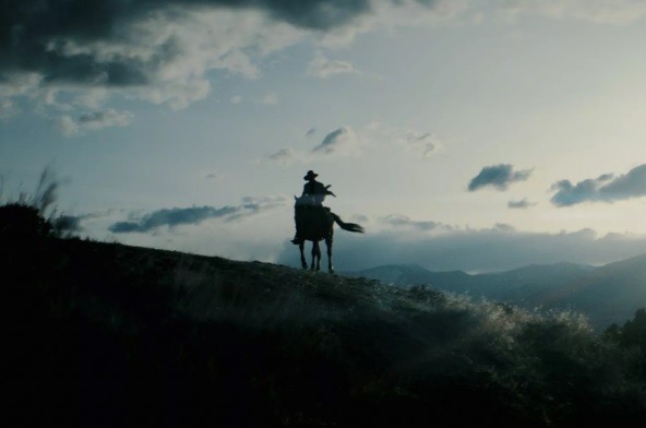 Defesa de armeira do filme 'Rust' culpa Alec Baldwin por disparo que ...