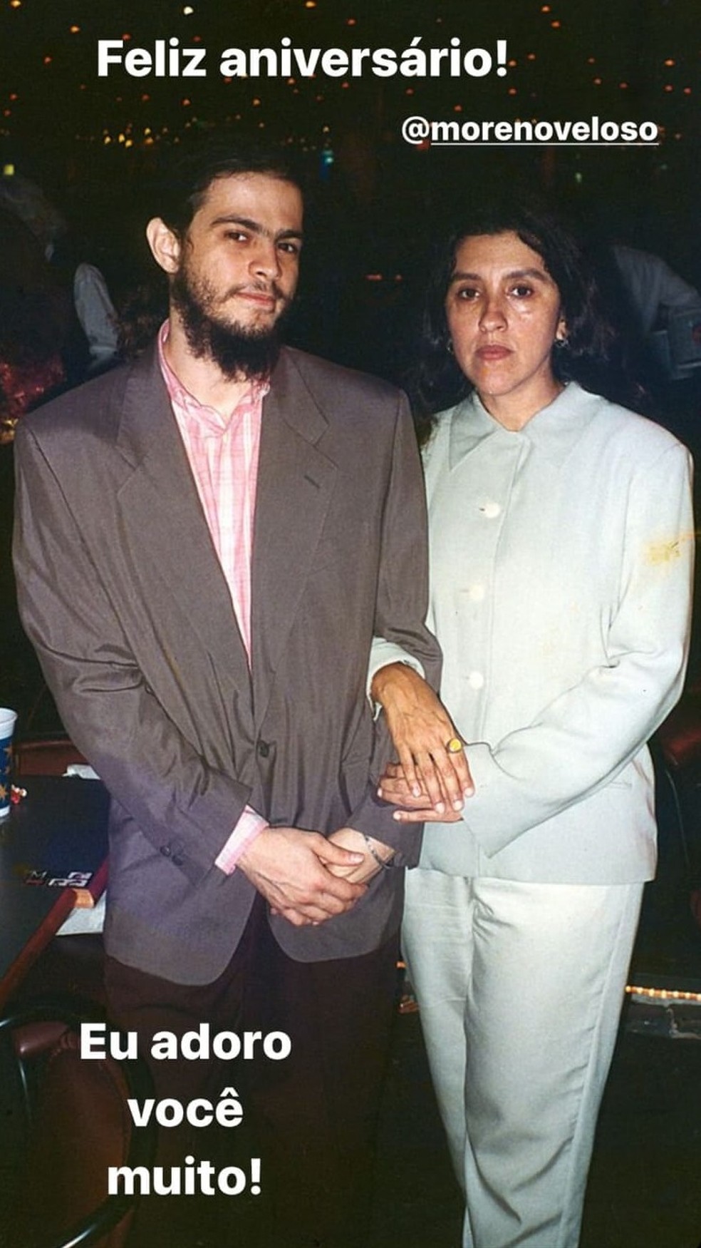 Regina Casé celebra aniversário de Moreno Veloso, filho de Caetano Veloso