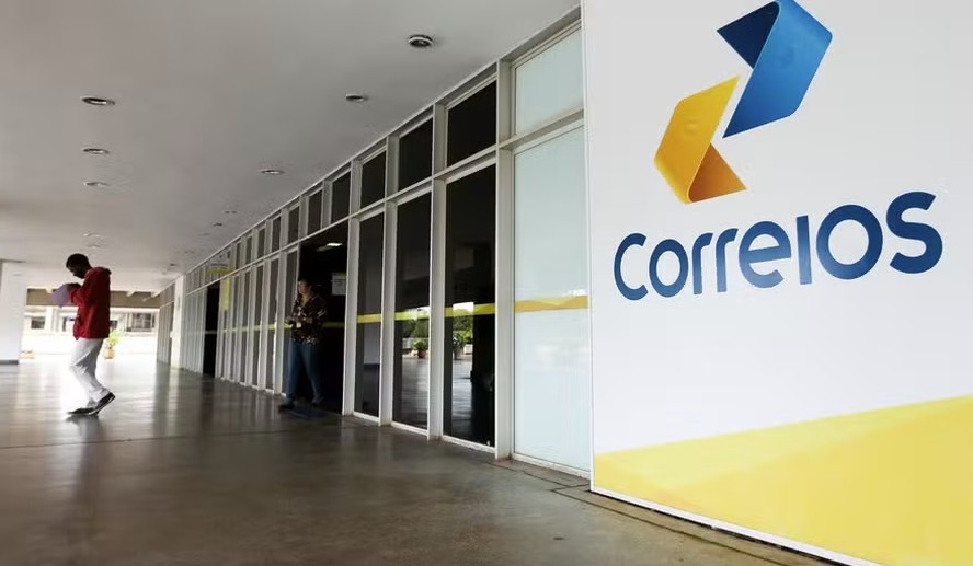 Presidente dos Correios atribui rombo na empresa a 'tentativa de ...