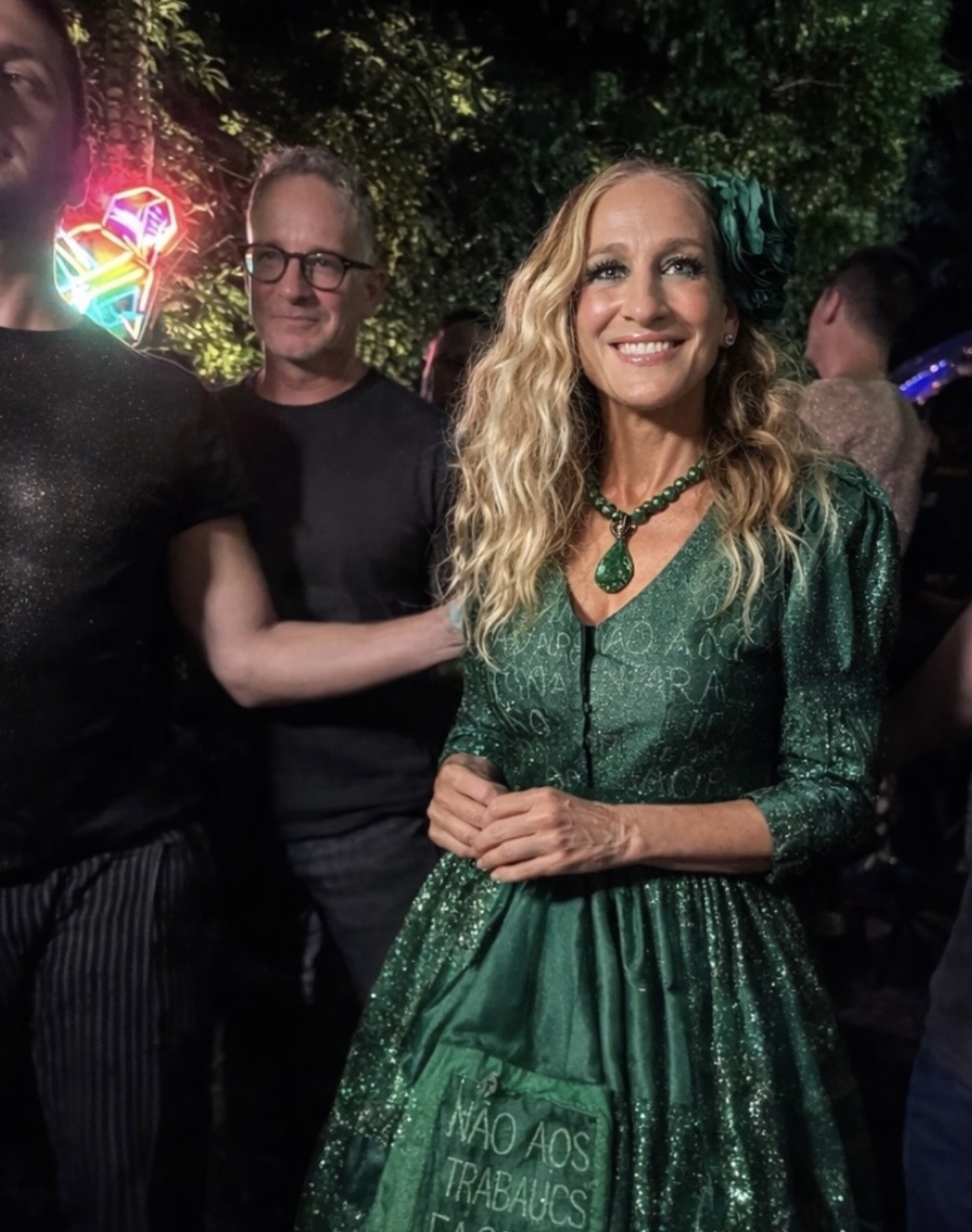 Tudo sobre o look de Sarah Jessica Parker assinado por Isabela Capeto