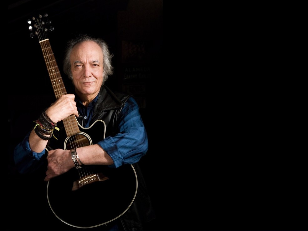 Fernanda Esteves, mulher de Erasmo Carlos, reflete: 'Como é que o mundo ...