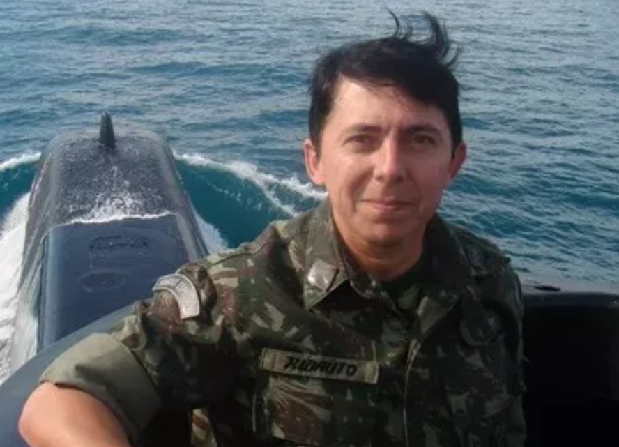 Quem é Ridauto Lúcio Fernandes, general da reserva alvo da PF
