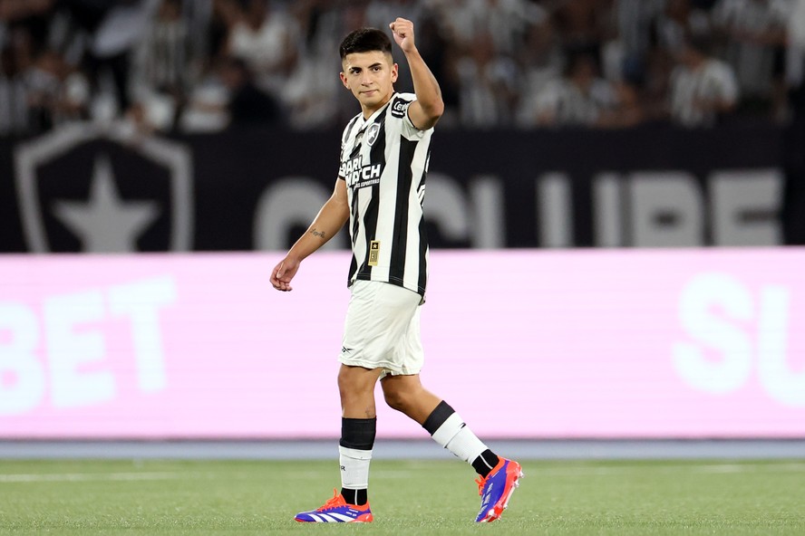 Thiago Almada, do Botafogo, será titular pela primeira vez da seleção ...