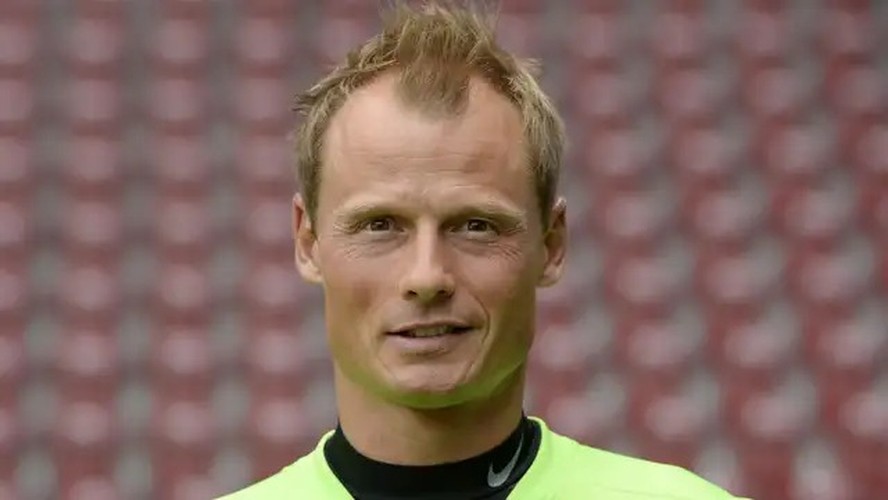Alexander Manninger: quem foi ex-goleiro que morreu após ter carro ...