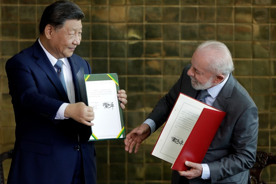 Lula oferece jantar com pratos brasileiros e diz que Xi Jinping 'tem ...