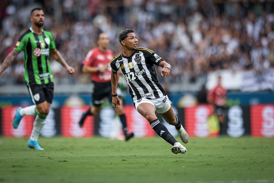 Rony desiste de ação na Justiça em que tentava rescindir contrato com o ...