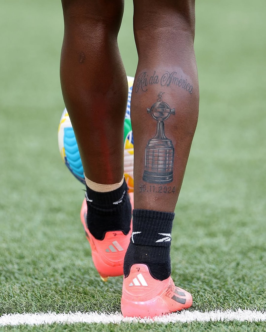 Herói do título do Botafogo na Libertadores, Luiz Henrique faz tatuagem ...