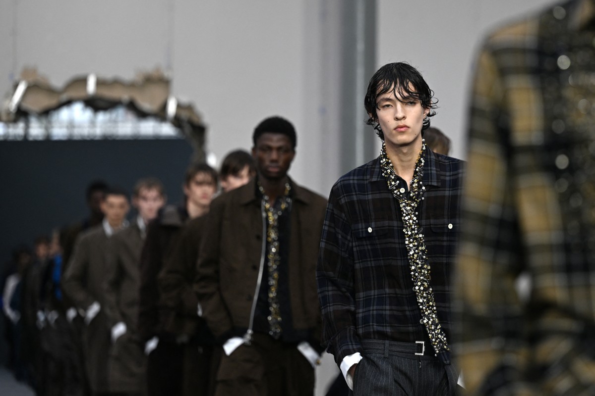 Mais clássicos, menos riscos: moda masculina fica mais sóbria na Semana ...