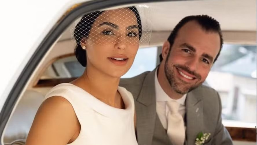 Foto de Lucas Bove com ex-Jovem Pan teria causado briga com ...