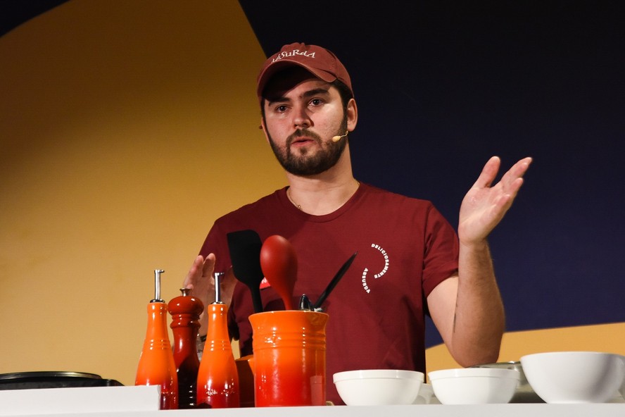 Quique Rossanelli prepara cookie da premiada Absurda Confeitaria no Rio ...