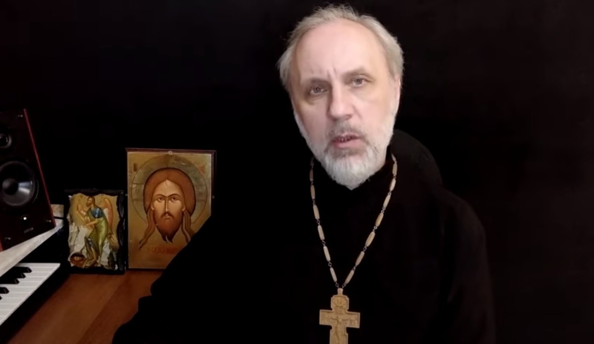 Padre russo é condenado a três anos de prisão por criticar ofensiva na ...