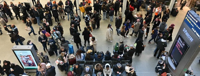 Greve surpresa causa fechamento do Eurotúnel, que liga França e Reino ...