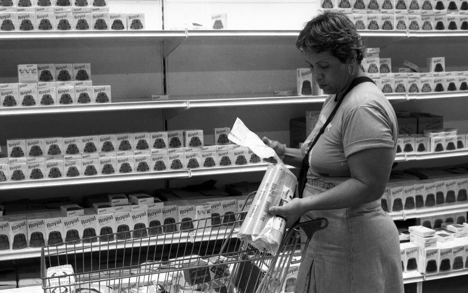 De fiscais do Sarney à tabelamento de preços: há 38 anos, Plano Cruzado ...