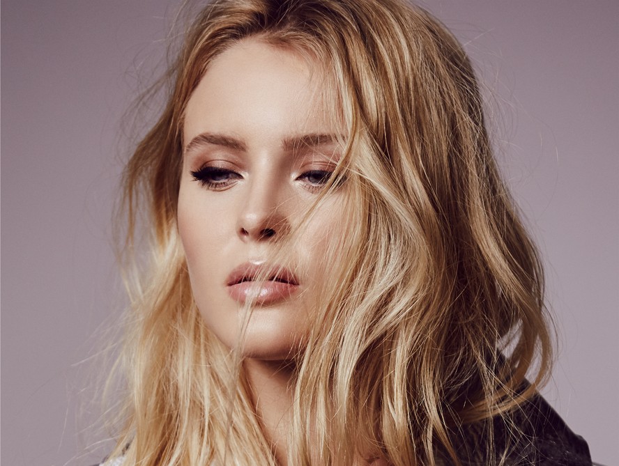 Zara Larsson dança funk em 'treino' para vir ao Brasil; sueca vai ...