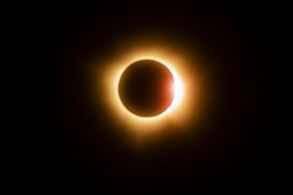 Sol vai sumir por 6 minutos no maior eclipse solar do século; saiba ...