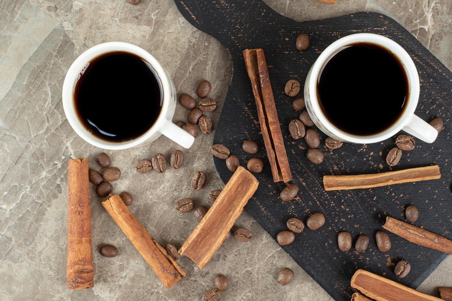 Café com canela: mistura vai além do modismo e oferece benefícios para ...