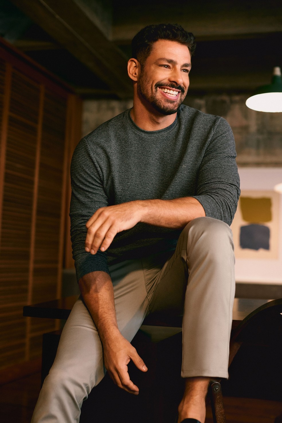 Aos 44 anos, Cauã Reymond diz ter relação mais madura com a moda ...