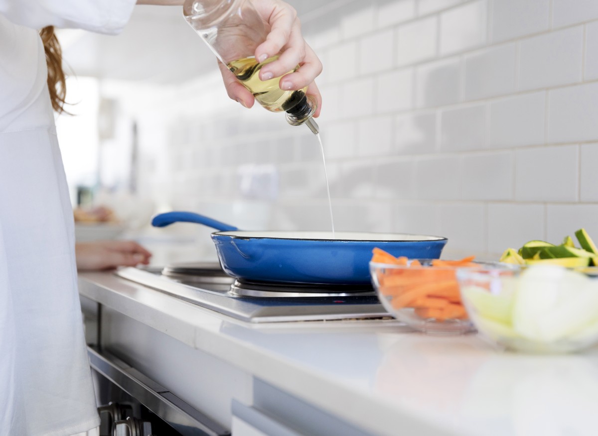 Óleo de soja, girassol, coco, azeite de dendê, oliva... qual é o melhor ...