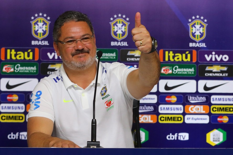 'Toca e Passa': treinador campeão olímpico em 2016, Rogério Micale é o ...