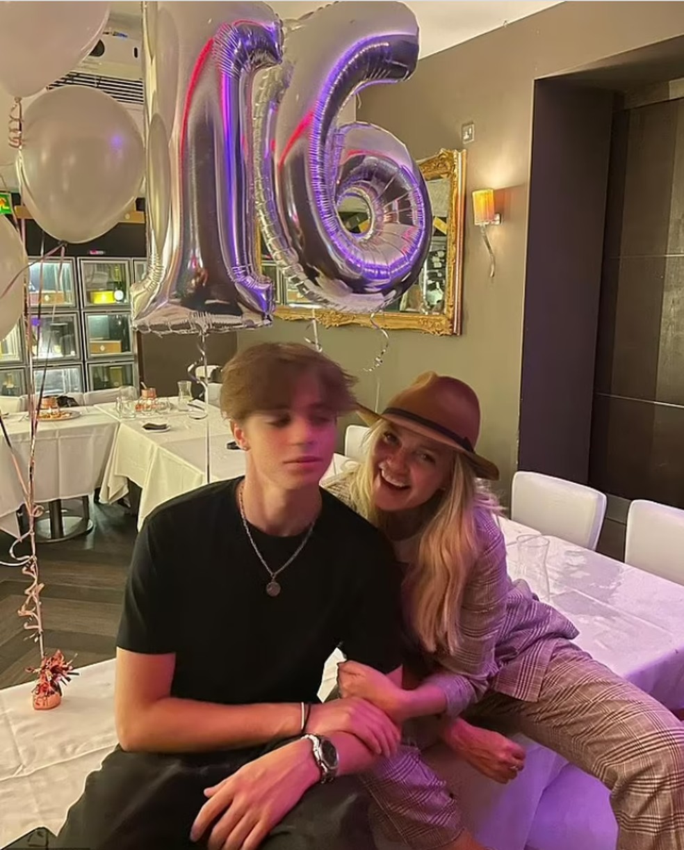 Emma Bunton, a 'Baby Spice', compartilha foto rara do filho Beau, em ...