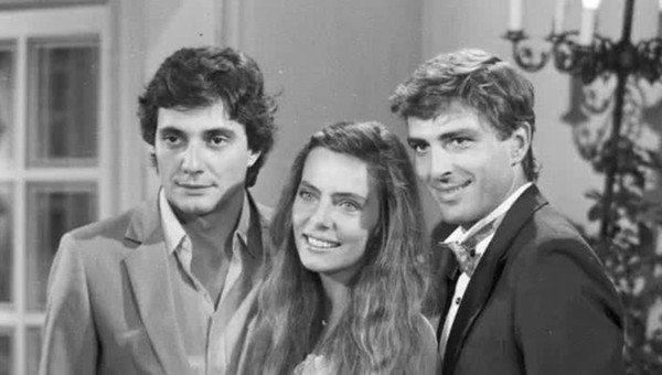 Juntos há 46 anos, Bruna Lombardi e Carlos Alberto Riccelli vão a show ...