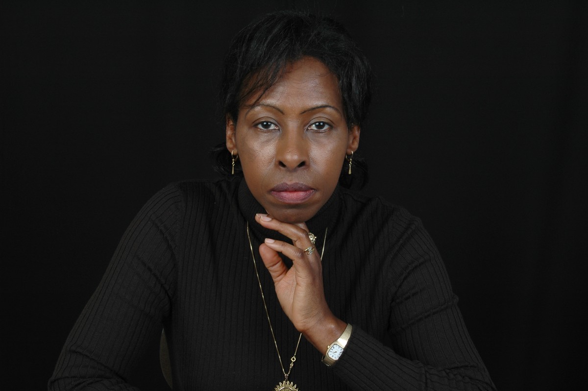 Scholastique Mukasonga: quem é a autora cuja missão é preservar a ...