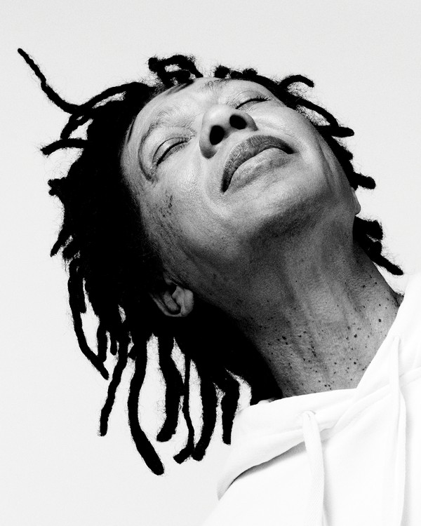 Djavan diz que novo disco propõe 'felicidade e esperança', fala da fama ...