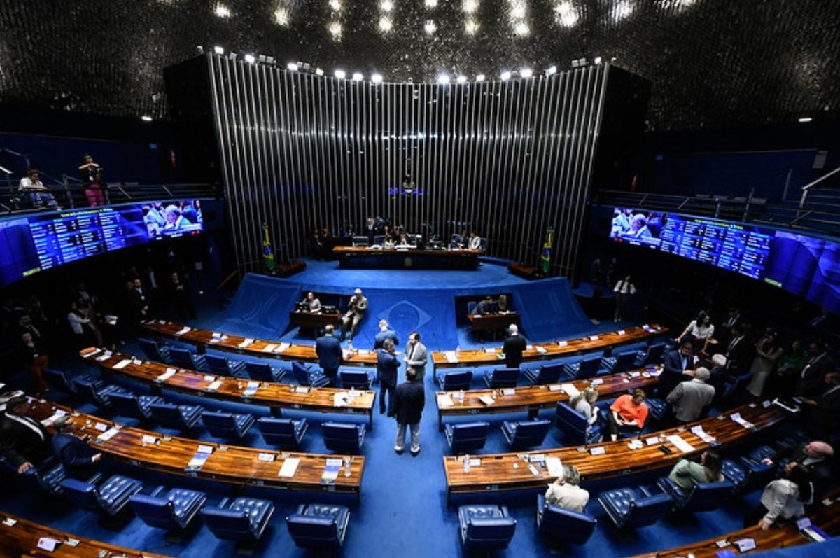 Com Lideranças Da Base Do Governo Congresso Instala Três Comissões De