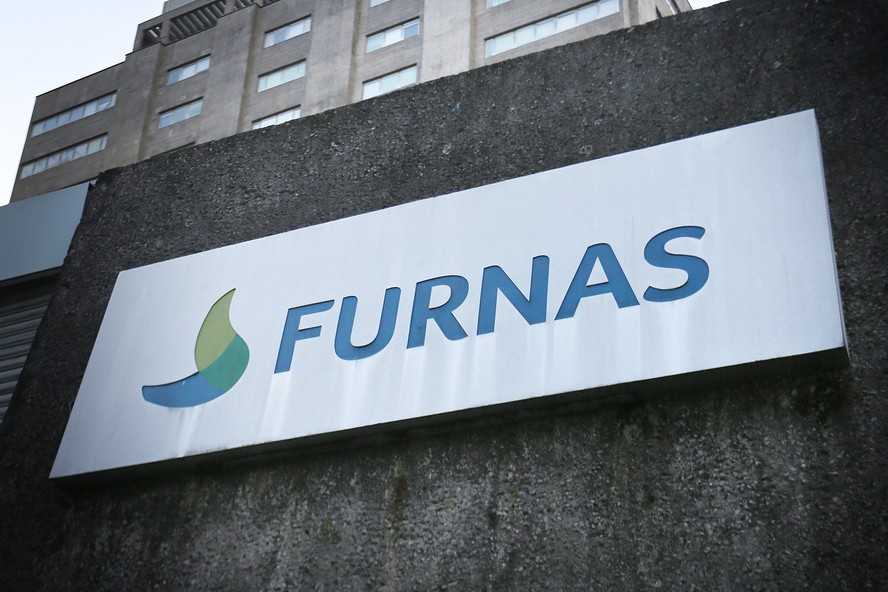 Moraes pede informações antes de decidir sobre liminares que ...