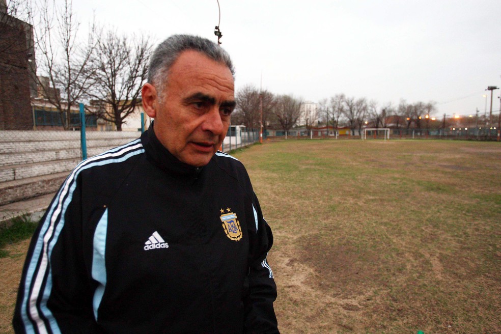 Lionel Messi: A deficiência hormonal que afetou crescimento do craque ...