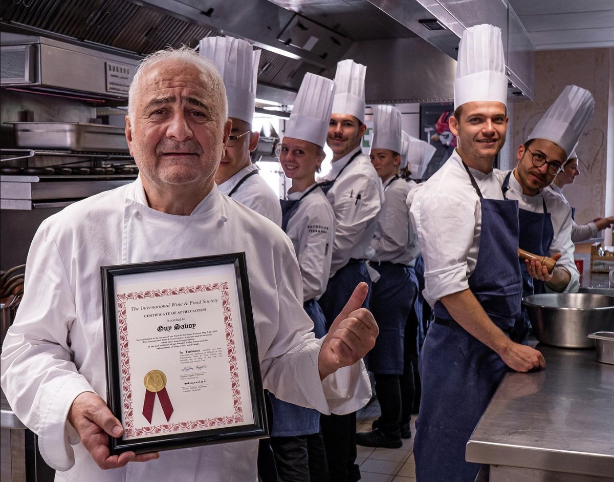 'Rebaixado' pelo Michelin, chef francês é eleito pela 7ª vez o melhor ...