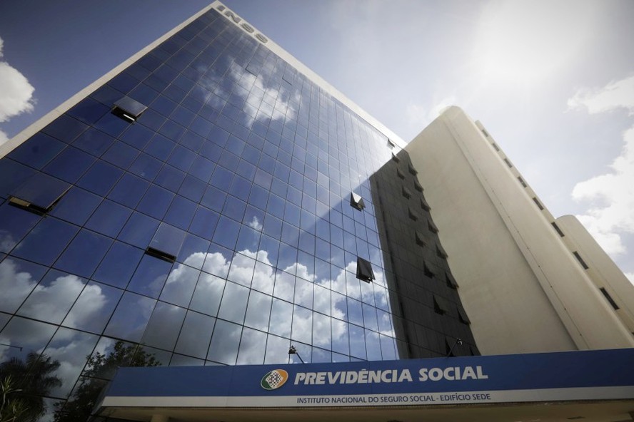 Alcolumbre confirma sessão do Congresso e leitura de requerimento para ...