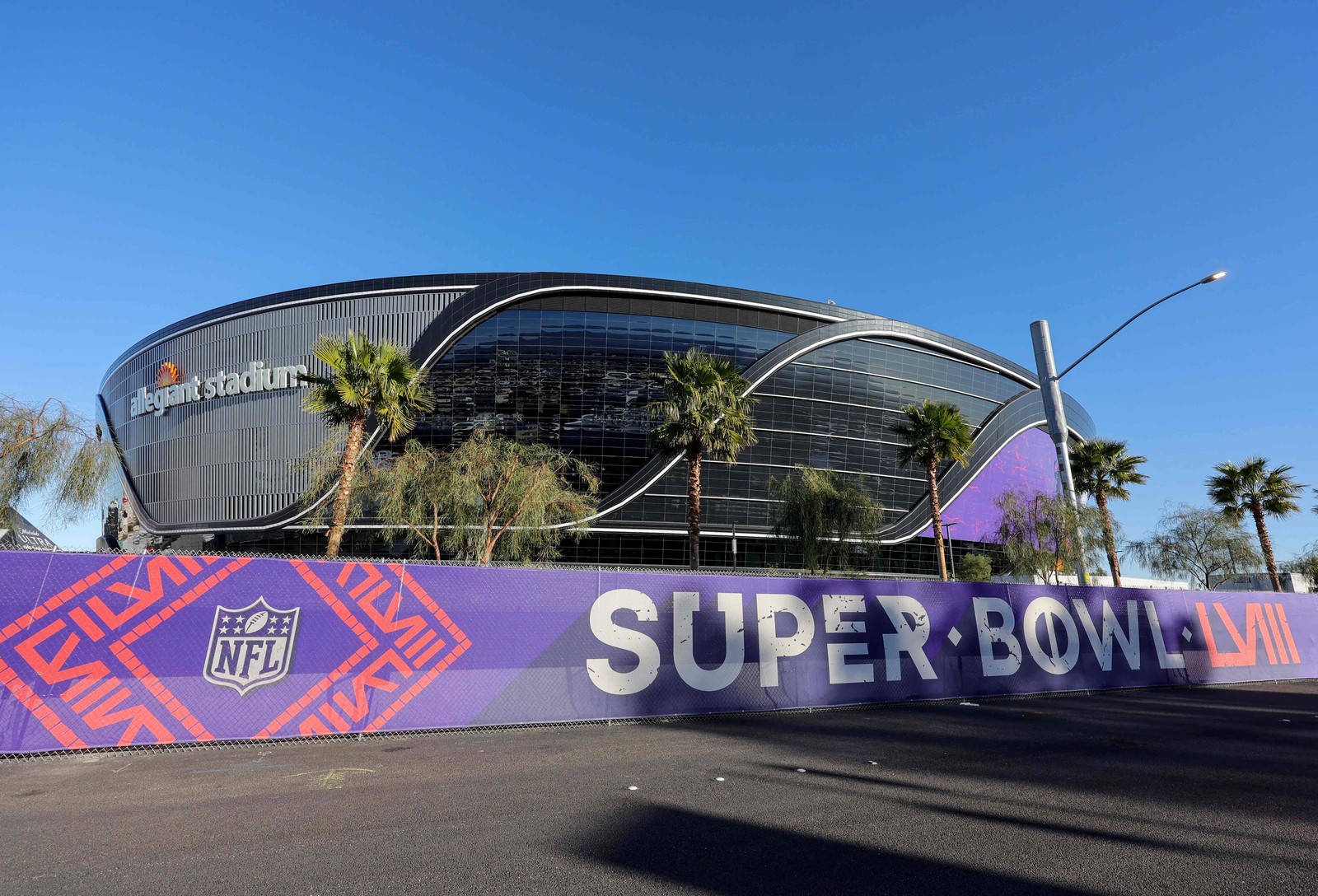 A uma semana do Super Bowl, evento oficial da NFL no Brasil promete ...