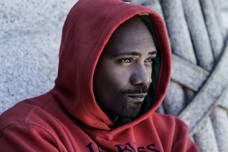 Festival gratuito reúne Elisa Lucinda, MV Bill e Evandro Fióti em Niterói