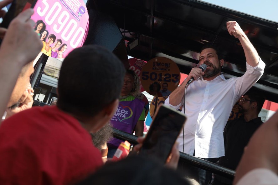 Herdeiras de banco da Bahia doam mais de meio milhão de reais para ...