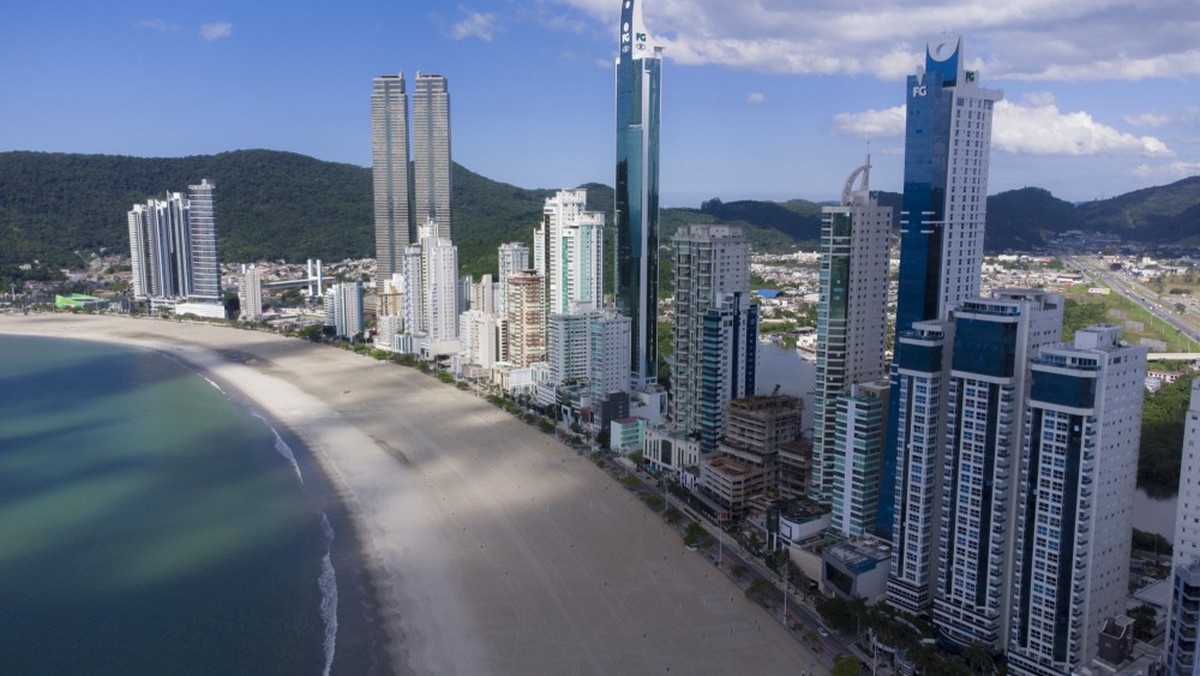 Balneário Camboriú tem os dez prédios mais altos do Brasil. Veja quais ...