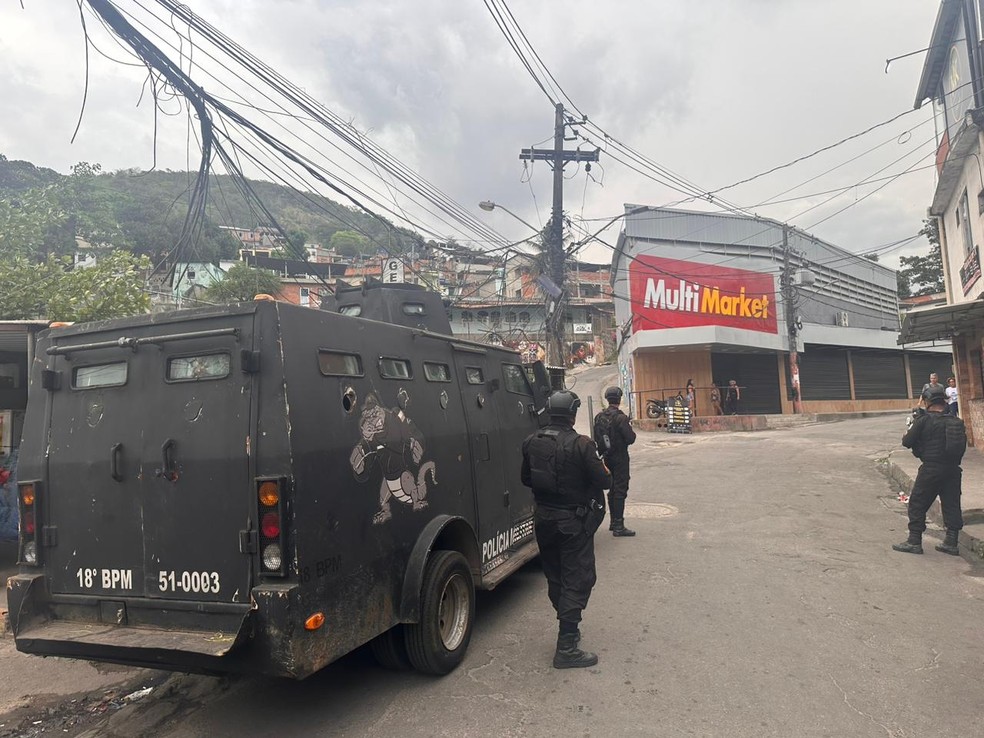 Praça Seca volta a ter confrontos entre criminosos nesta noite