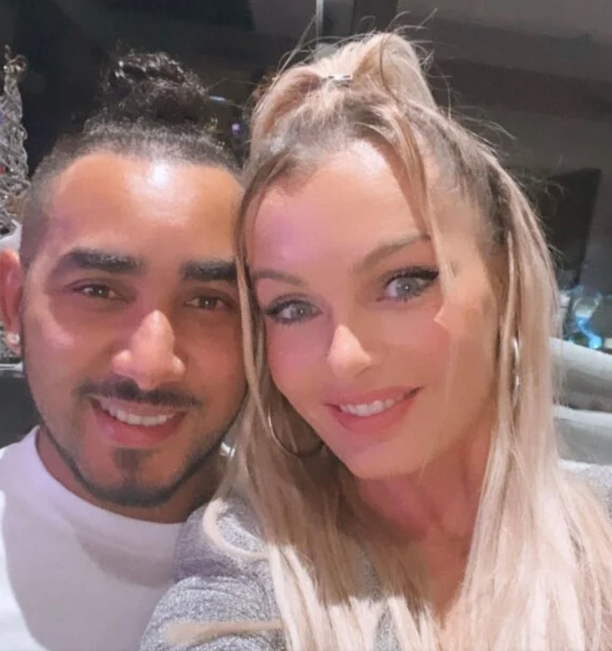 Discreta, companheira e 'primeira-dama do Vasco': quem é Ludivine Payet ...