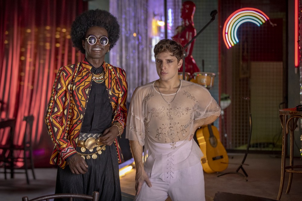 'Terra e paixão': Jonathan Azevedo muda visual para grande virada de ...