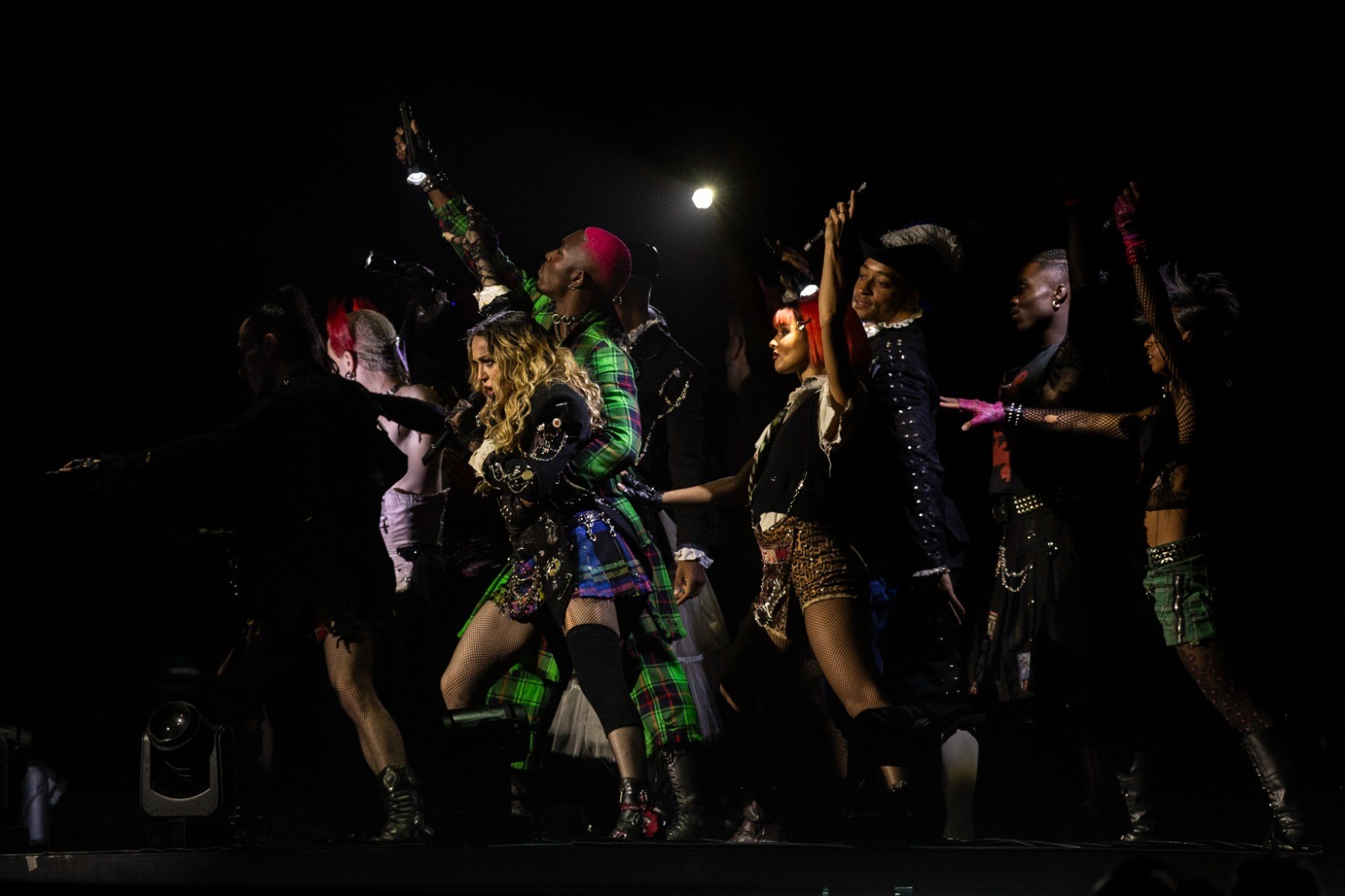 Veja famosos convidados para assistir ao show da Madonna na área VIP ...