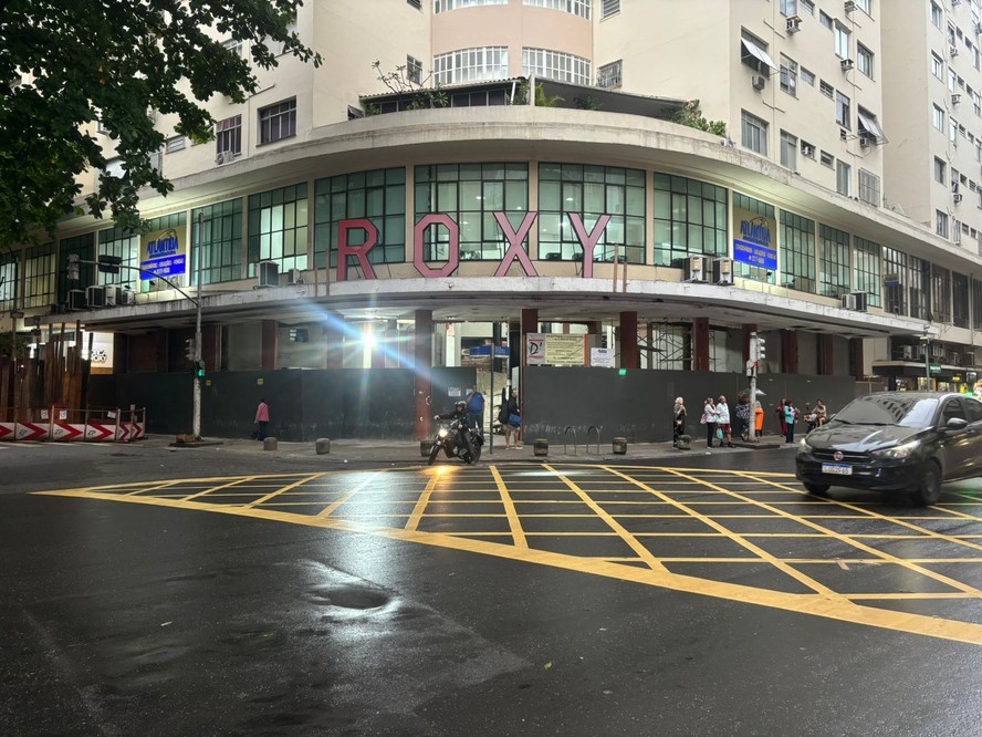 Roxy deve reabrir em julho; veja como está a obra