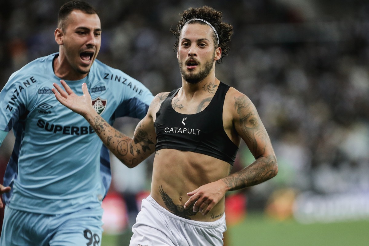 Guga 'ri por último' e faz o Fluminense levar a melhor em clássico ...