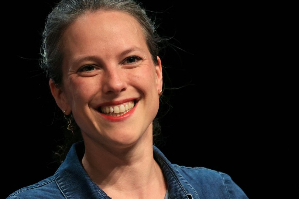 Macron se reúne com ex-presidentes para discutir nomeação de primeiro ...