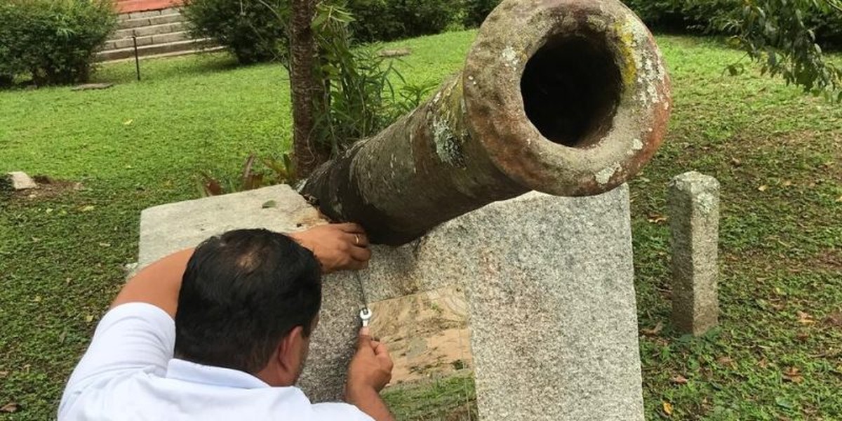 Após 72 anos, canhão é devolvido ao Forte São Mateus em Cabo Frio (RJ); entenda