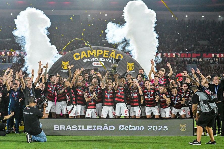 Ranking da CBF: Flamengo lidera pelo sexto ano consecutivo e ...