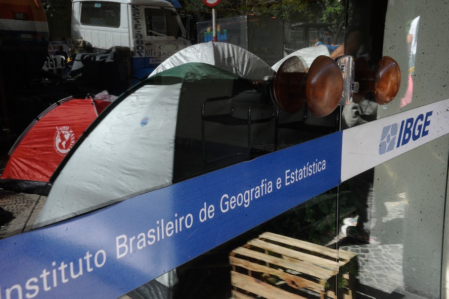 Em abaixo-assinado, servidores pedem apoio da sociedade à autonomia do ...